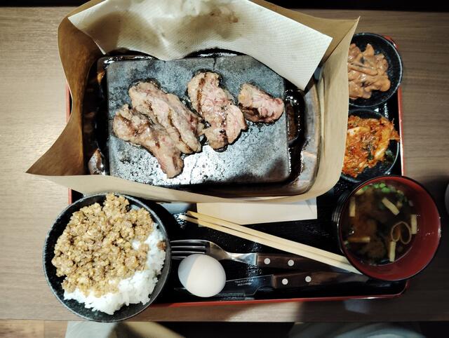 感動の肉と米 中津川店 - 中津川市茄子川/ステーキ店 | Yahoo!マップ