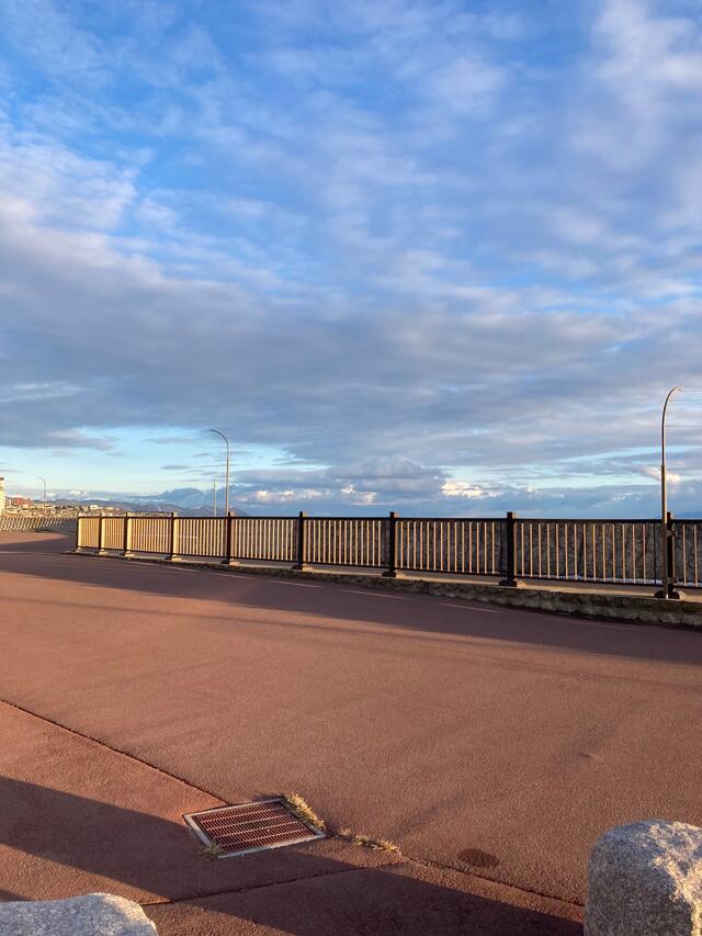 写真 : 函館湯川漁港交流広場 - 函館市湯川町/公園 | Yahoo!マップ