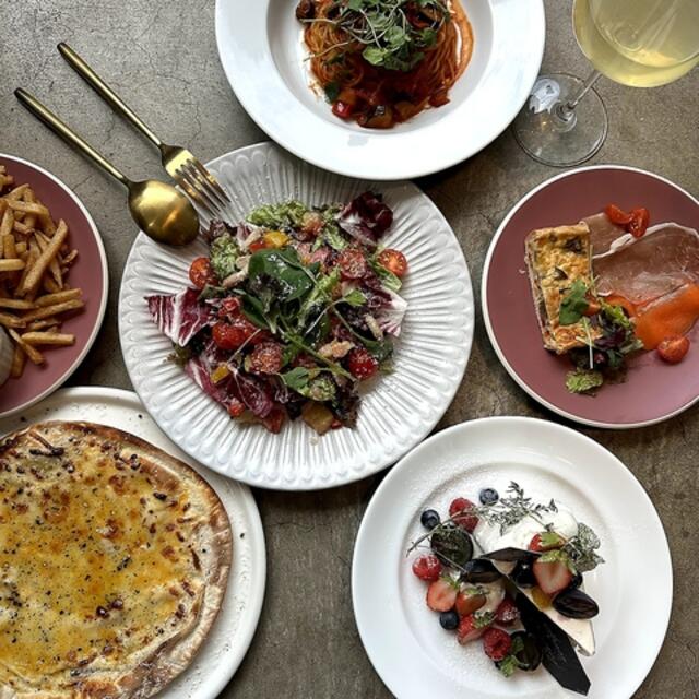 写真 : pâtisserie cafe enough (パティスリーカフェ イナフ) - 豊田市浄水町/カフェ・喫茶 | Yahoo!マップ