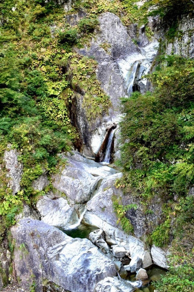 かもしか滝 - 白山市中宮/自然地名 | Yahoo!マップ