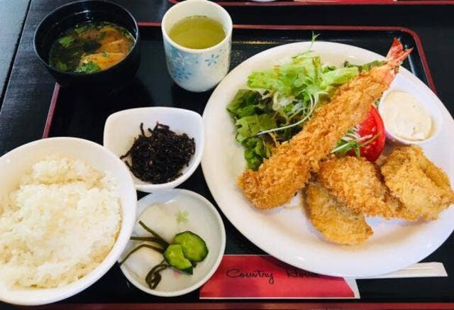 写真 : カントリーハウス - 度会郡玉城町勝田/カフェ・喫茶 | Yahoo!マップ