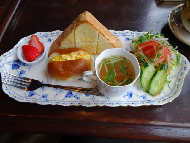 写真 : ピアノと人と樹 - 大分市高城西町/カフェ・喫茶 | Yahoo!マップ